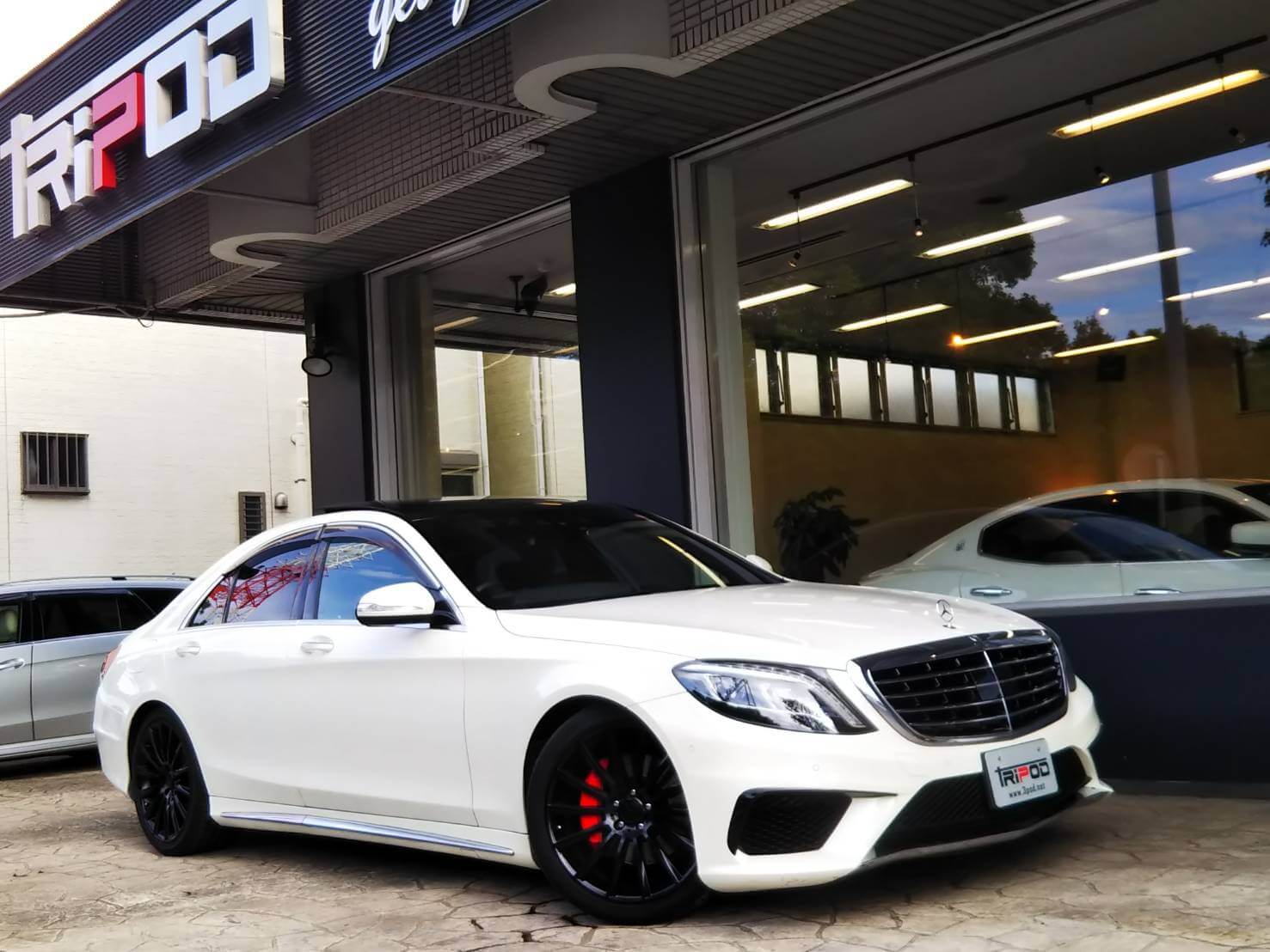 Mercedes-Benz S400 HYBRID AMG S63STYLE 20AW パノラマルーフ - トライポッド